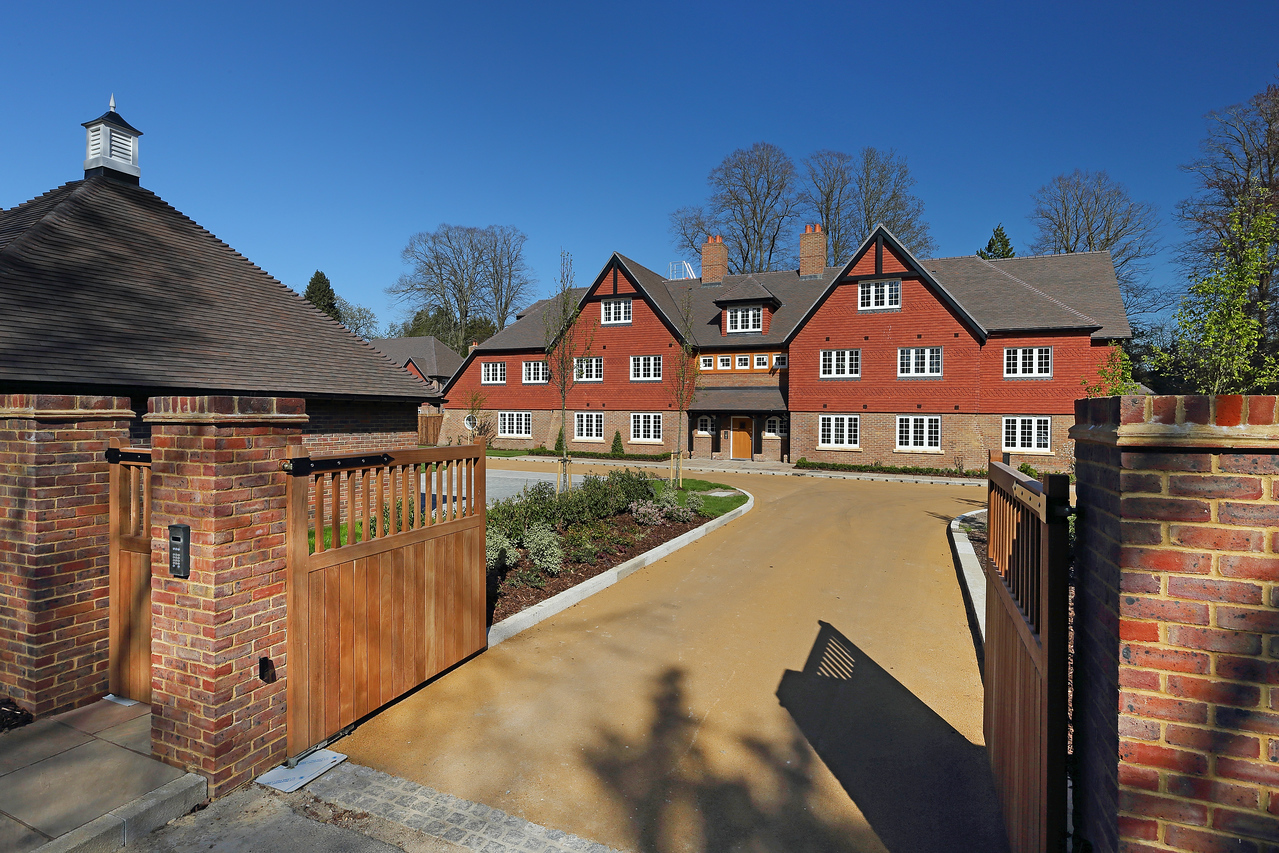New Build Housing Developments in South East England | Elivia Homes